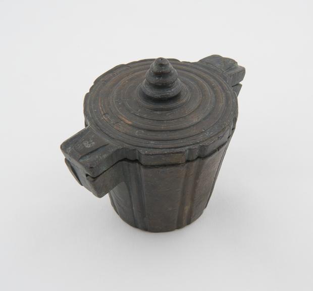 Set of nested weights | Science Museum Group Collection