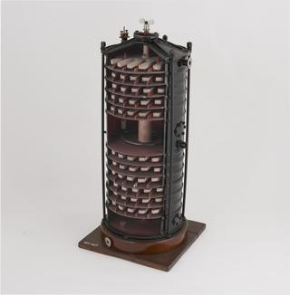 Model of sulphate still. | Science Museum Group Collection