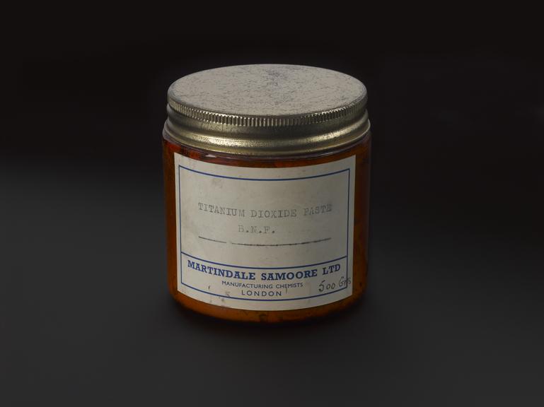 Bottle of titanium dioxide paste | Science Museum Group Collection