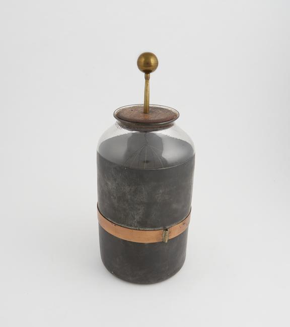 Leyden jar, early 19th century. | Science Museum Group Collection