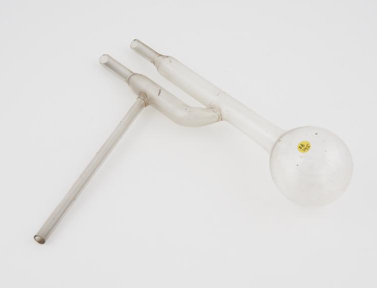 Claisen Distillation Flask | Science Museum Group Collection