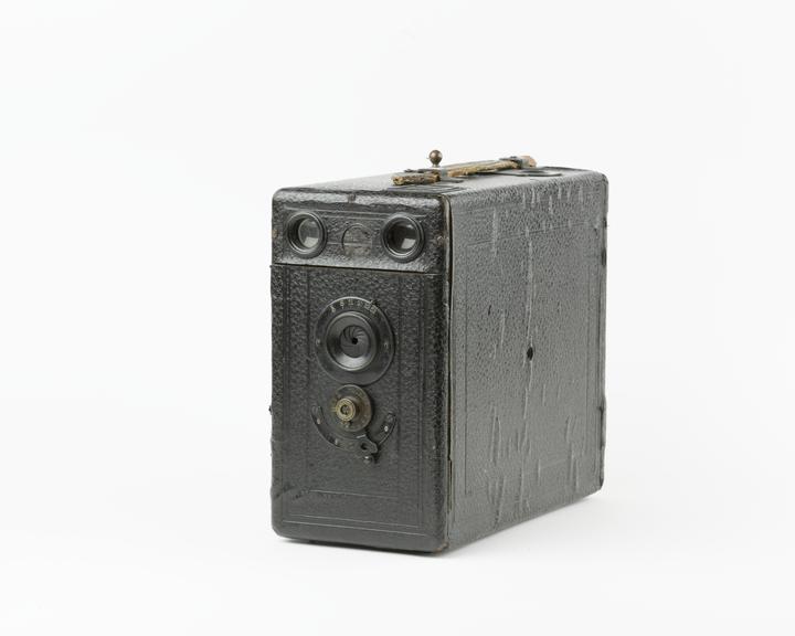 'Midg' Camera Used to Make the First Two `Cottingley fairies ...