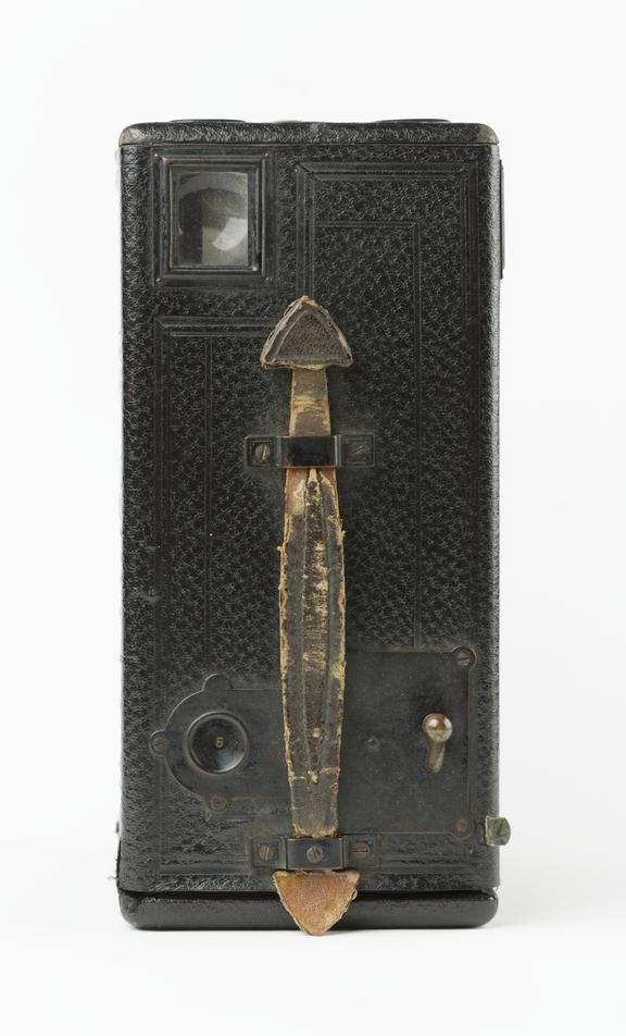 'Midg' Camera Used to Make the First Two `Cottingley fairies ...