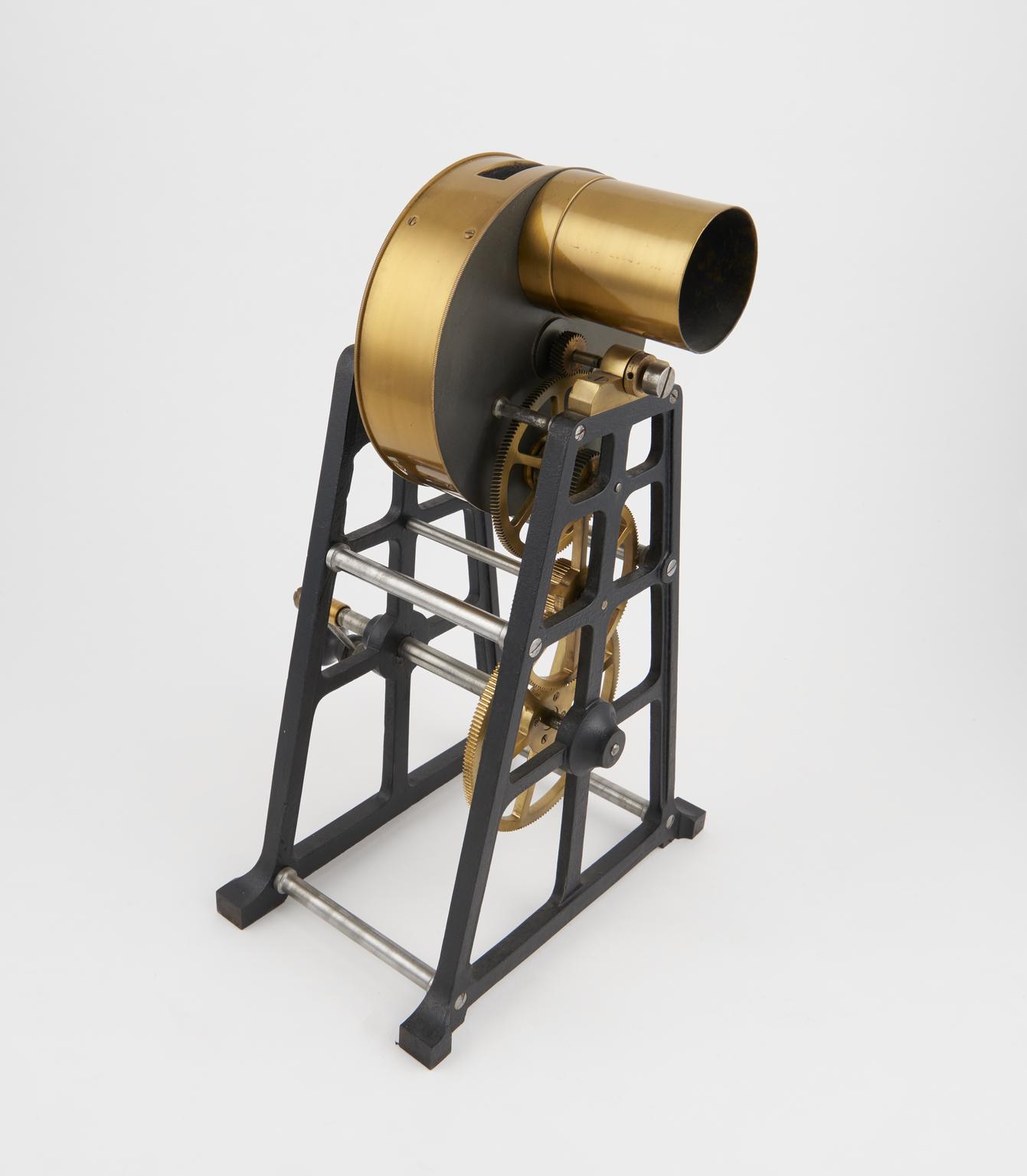 Becquerel phosphoroscope | Science Museum Group Collection