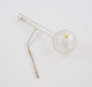 Distillation flask with side arm | Science Museum Group Collection