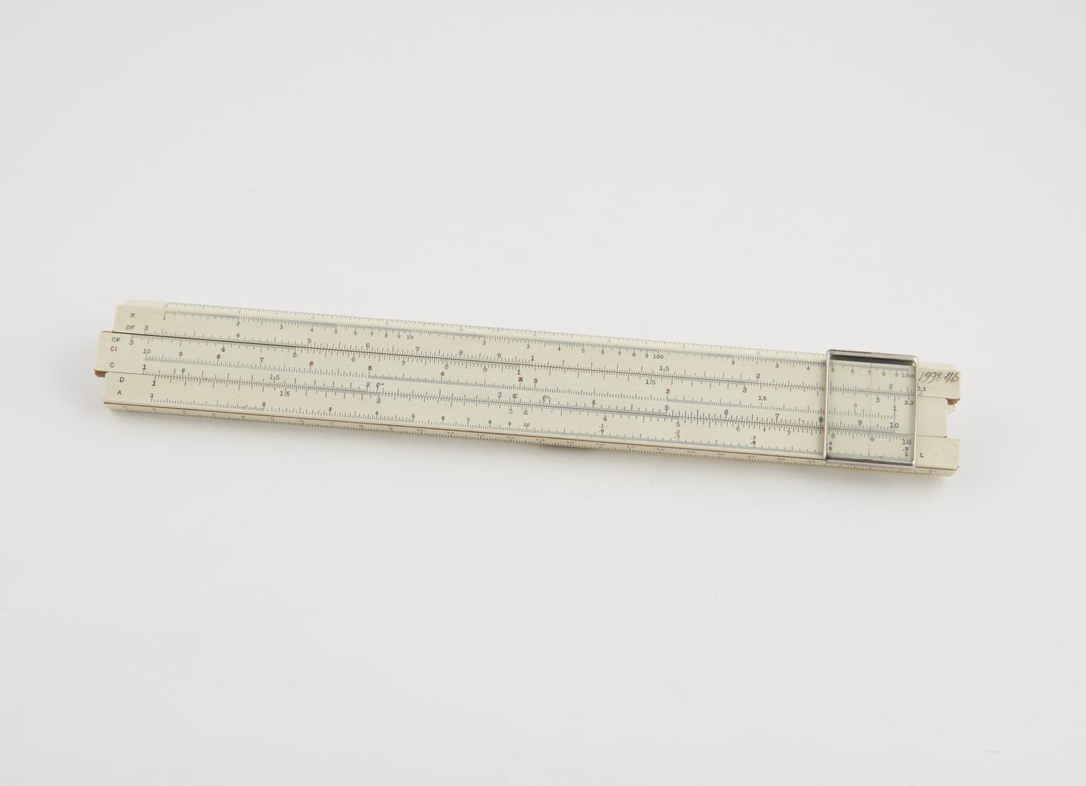 Bamboo brand Hemmi 'Sun' slide rule | Science Museum Group Collection