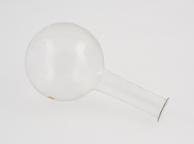 Long necked round bottomed flask | Science Museum Group Collection