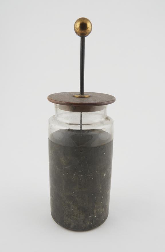 Leyden jar | Science Museum Group Collection