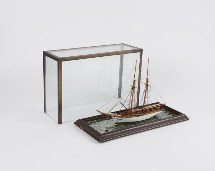 Water-line model of schooner yacht, with case | Science Museum Group ...