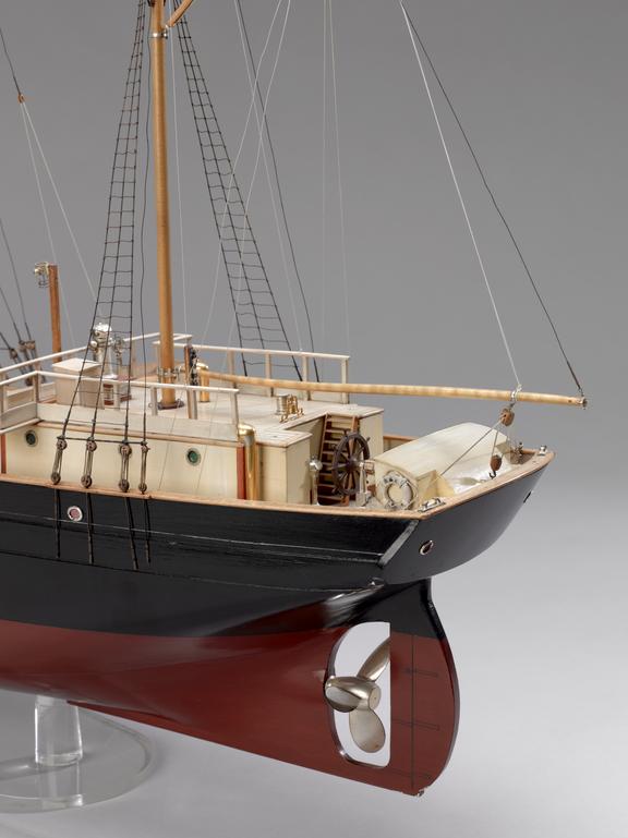 Model of Sir Ernest Shackleton's ship 'Nimrod' | Science Museum Group ...