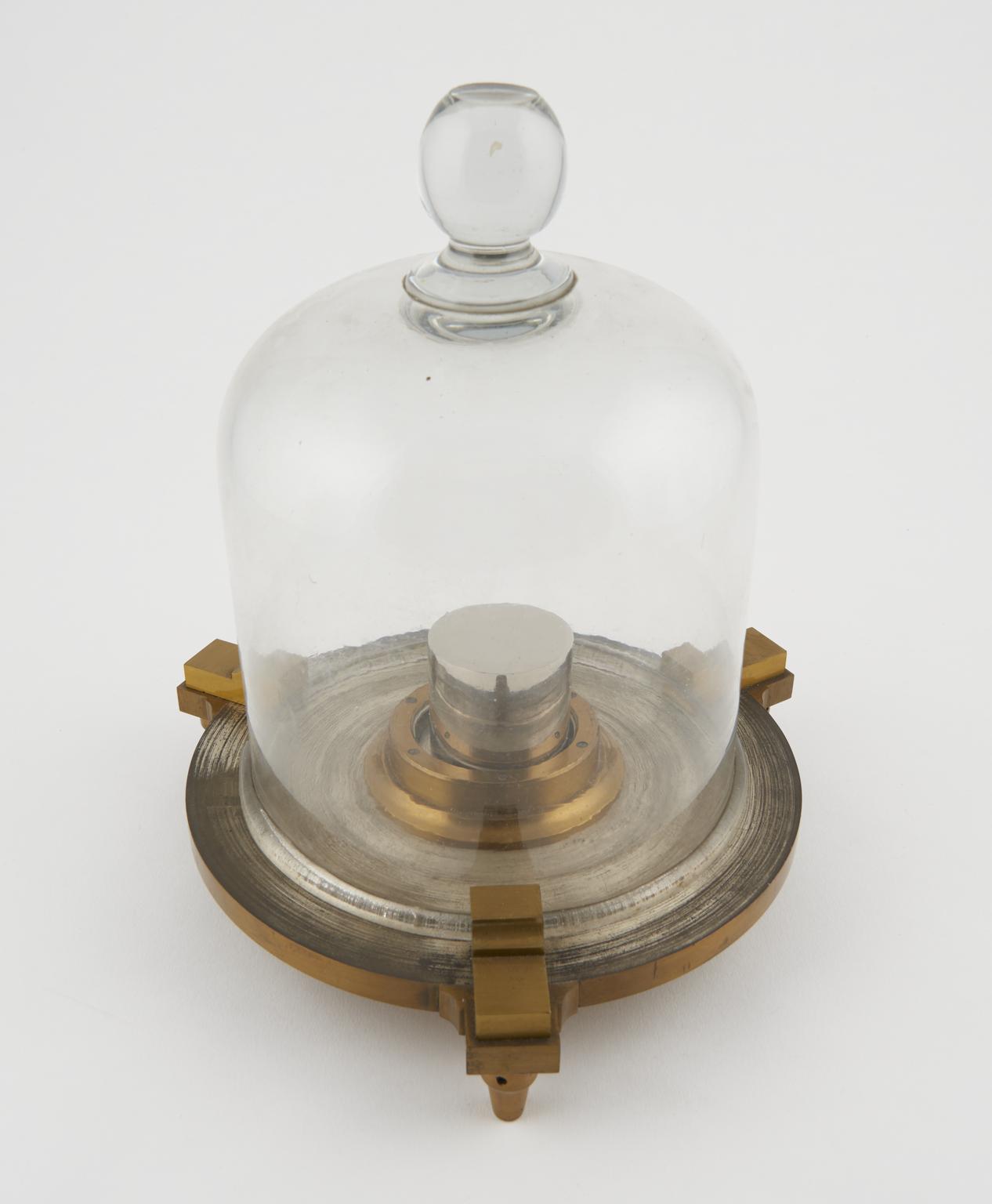 Nickel model of present Standard Kilogramme of platinum | Science ...