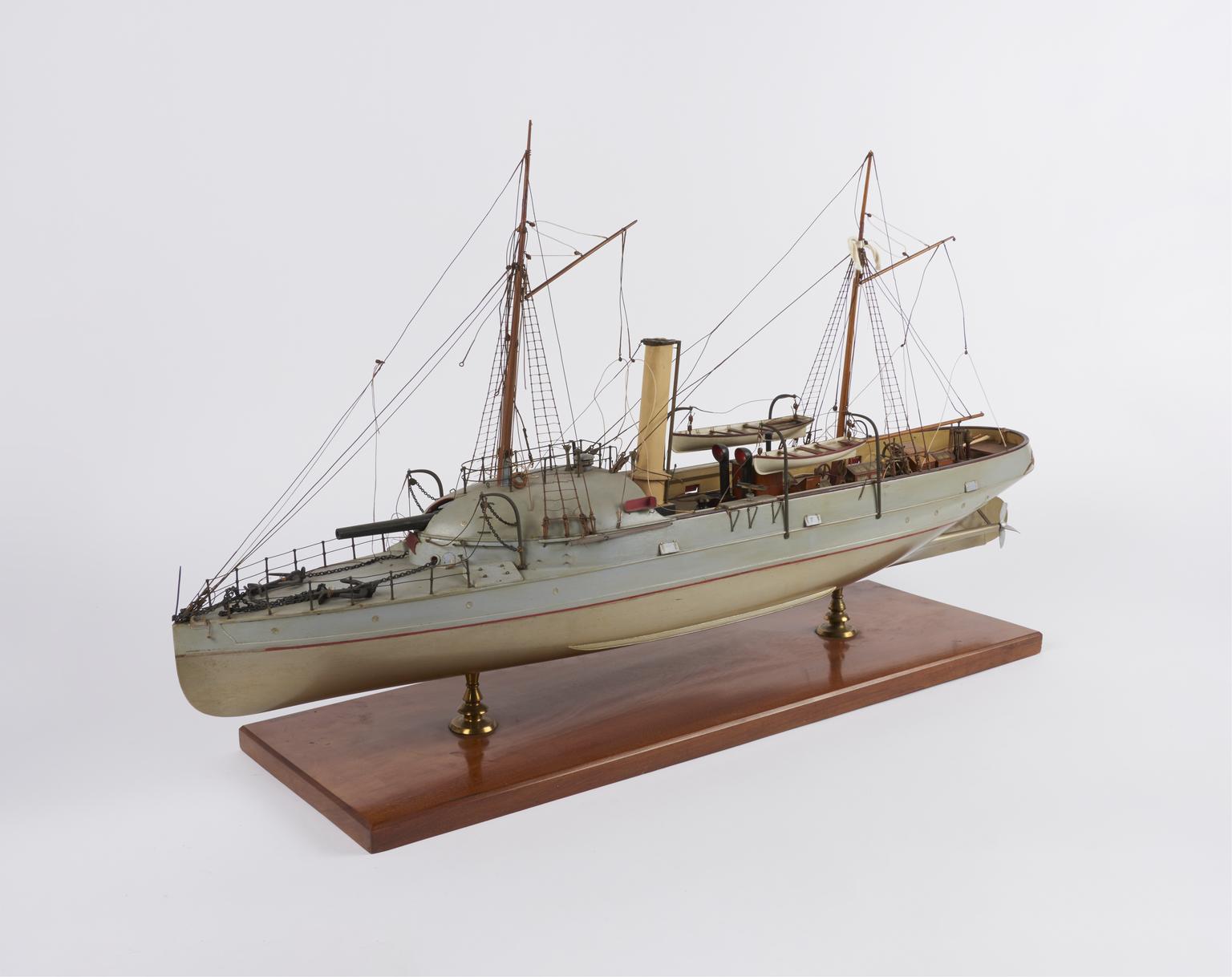 Model (scale 1:48) of Greek gunboat "Hydra" (1881) | Science Museum ...
