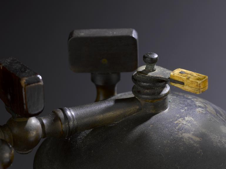 Carbolic steam spray used by Joseph Lister | Science Museum Group ...