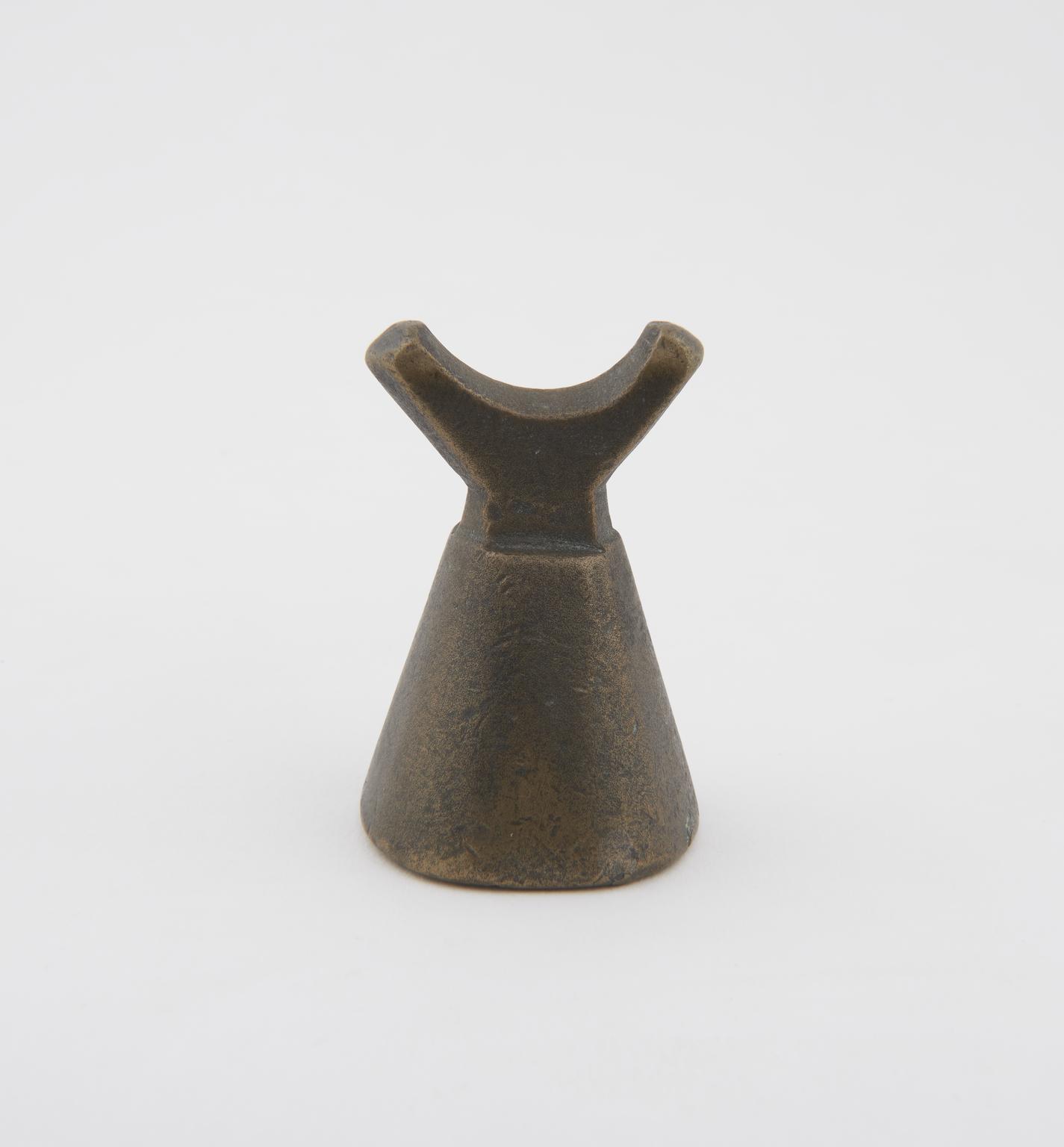 Series of 9 old brass Flemish "Retail" weights dating from 1617 AD to ...