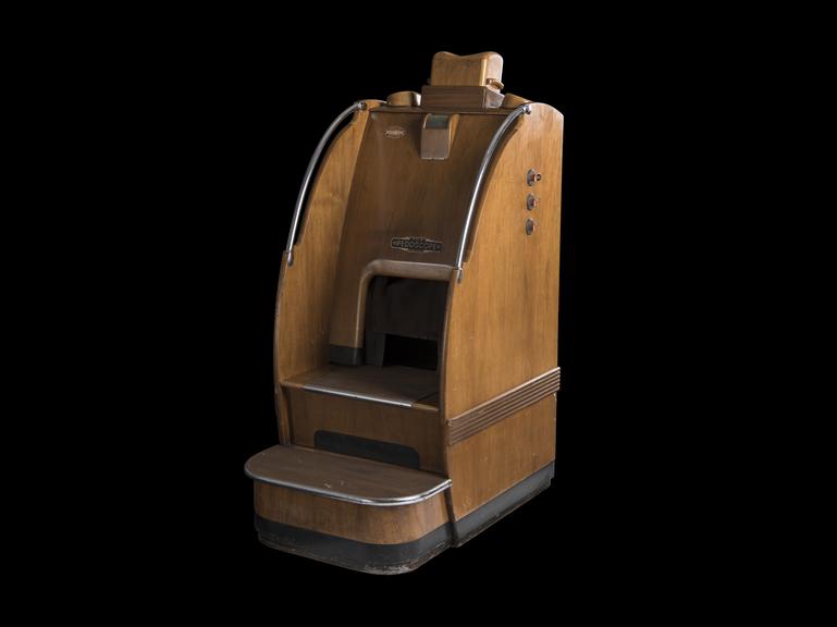 Pedoscope X-ray apparatus | Science Museum Group Collection