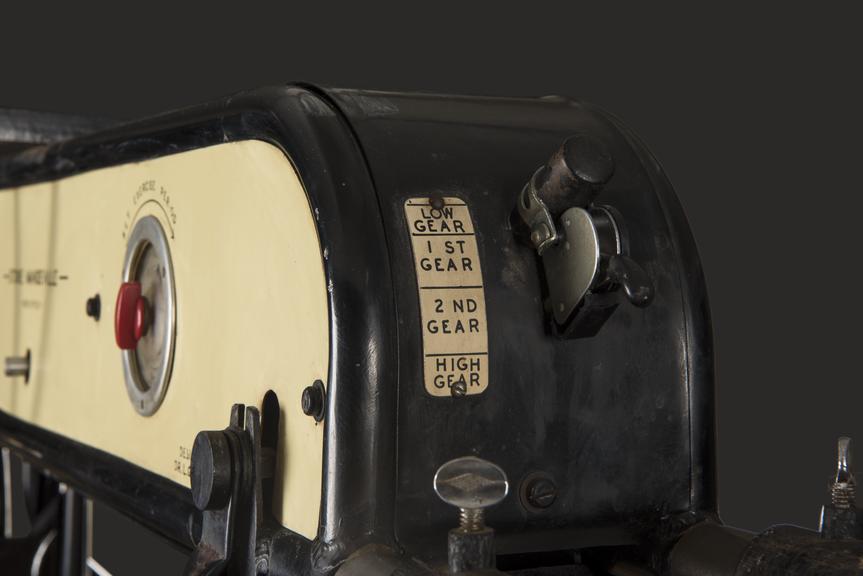 Hospital bed cycle | Science Museum Group Collection