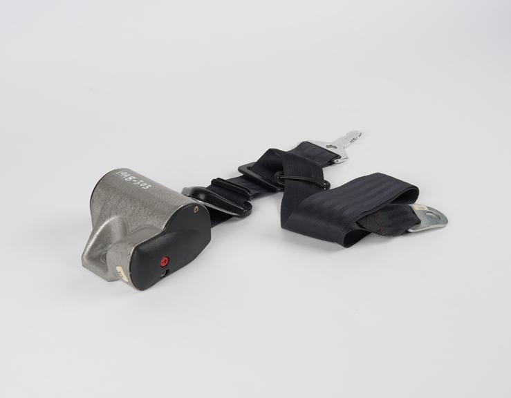 Kangol motor vehicle seat belt with two anchorage points attached. Also ...