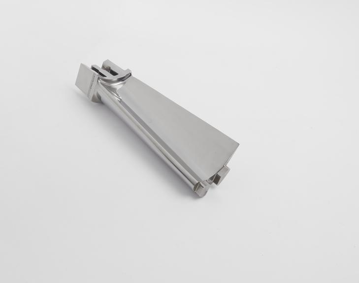 Steam Turbine Blade of type used at Sizewell 'B' stage 7 | Science ...