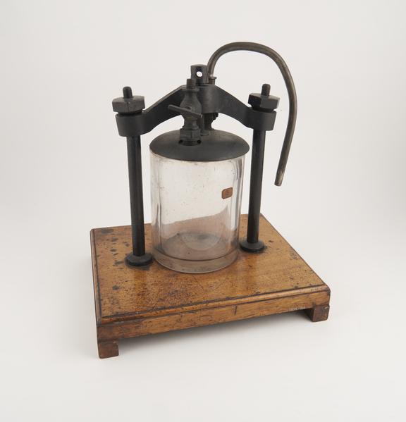 Laboratory compressed air reservoir. | Science Museum Group Collection