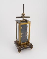 Kelvin astatic mirror galvanometer | Science Museum Group Collection
