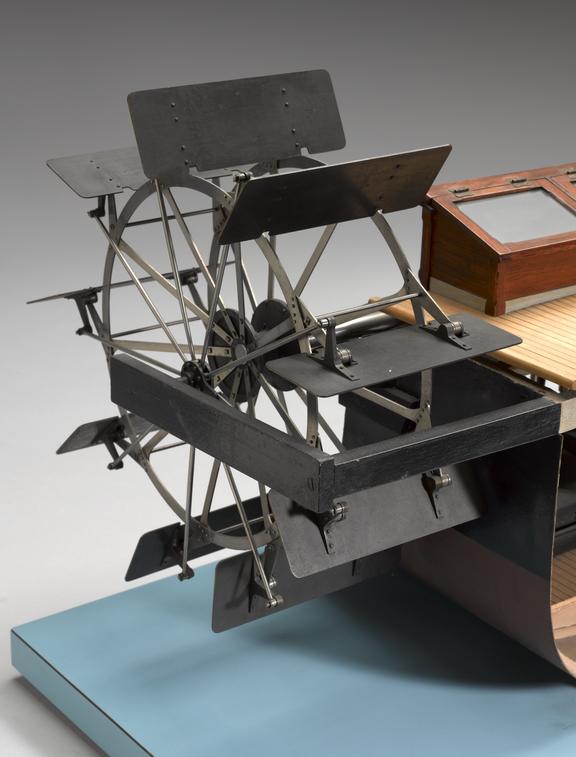 Model of oscillating paddle engines for Thames steamboat | Science ...