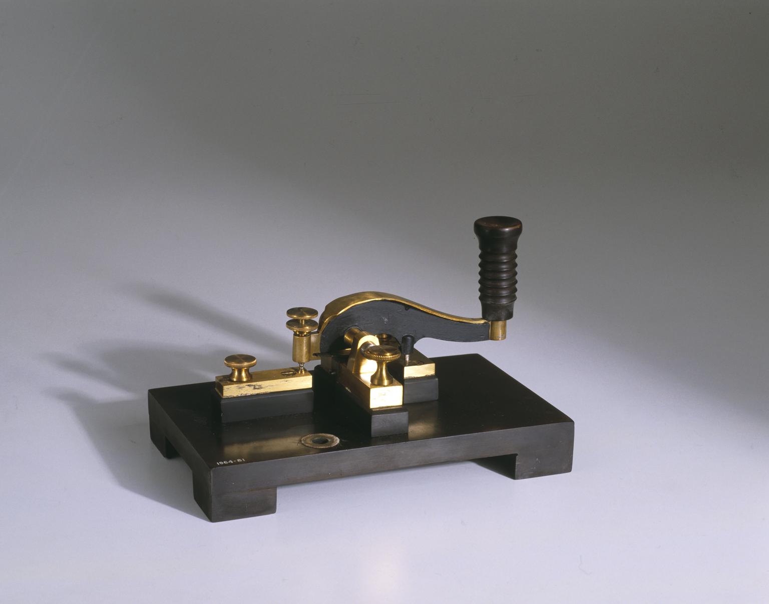 Morse key, 1850-1870. | Science Museum Group Collection