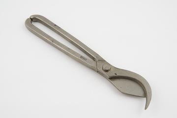 Bone scissors | Science Museum Group Collection