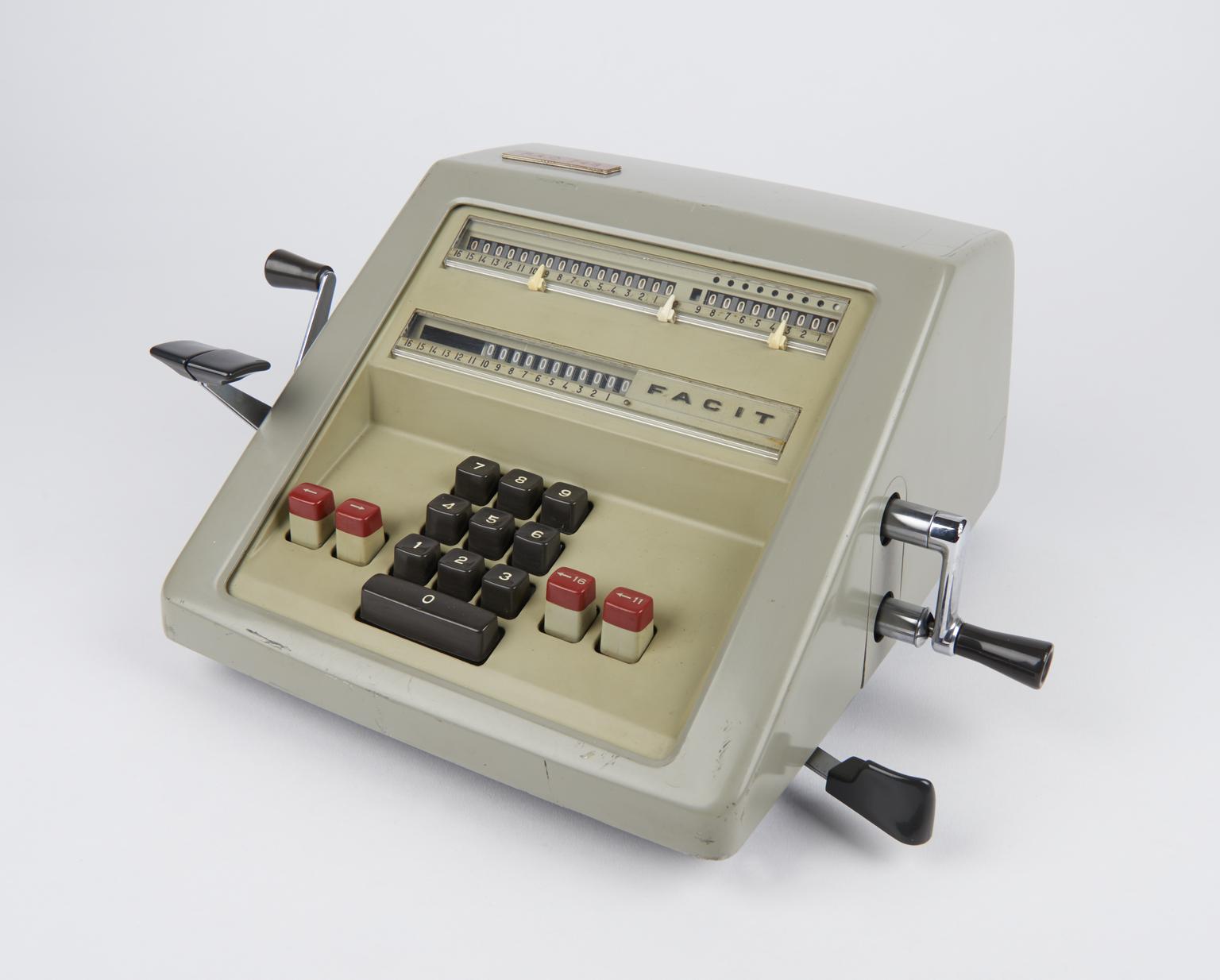 Facit manual calculating machine model CM2-16 | Science Museum Group ...