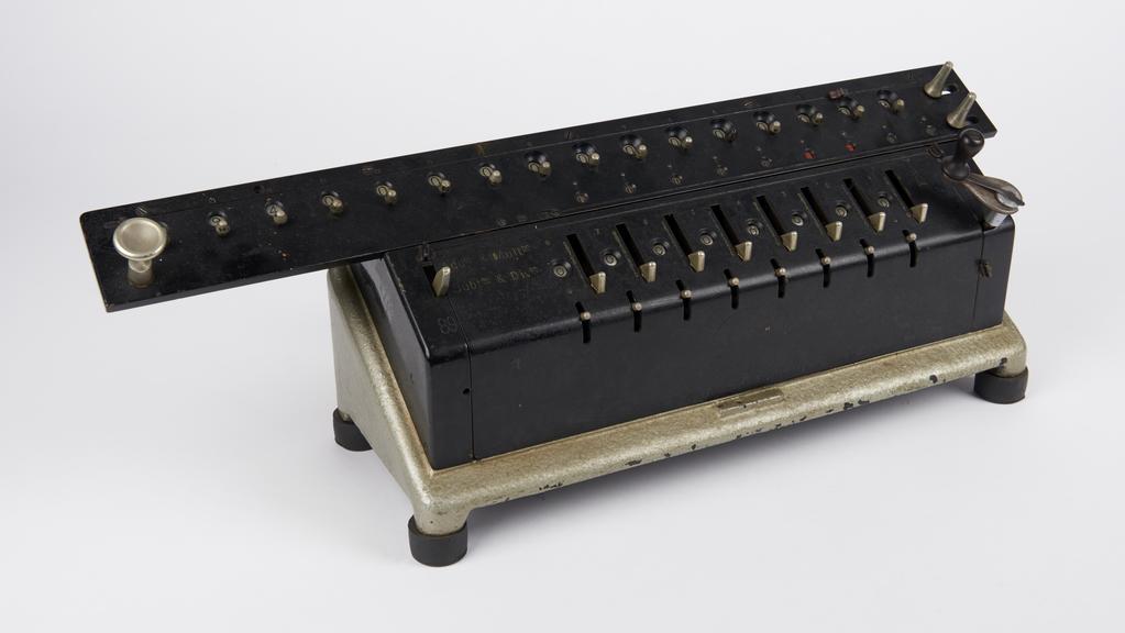 Arithometer by Ludwig Spitz | Science Museum Group Collection