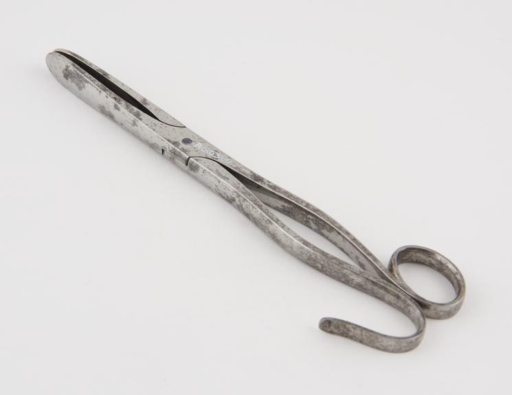 Straight lithotomy forceps with duck-billed blades | Science Museum ...
