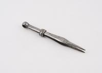 Torsion forceps(?), steel, sliding lock, 1700 to 1 | Science Museum ...