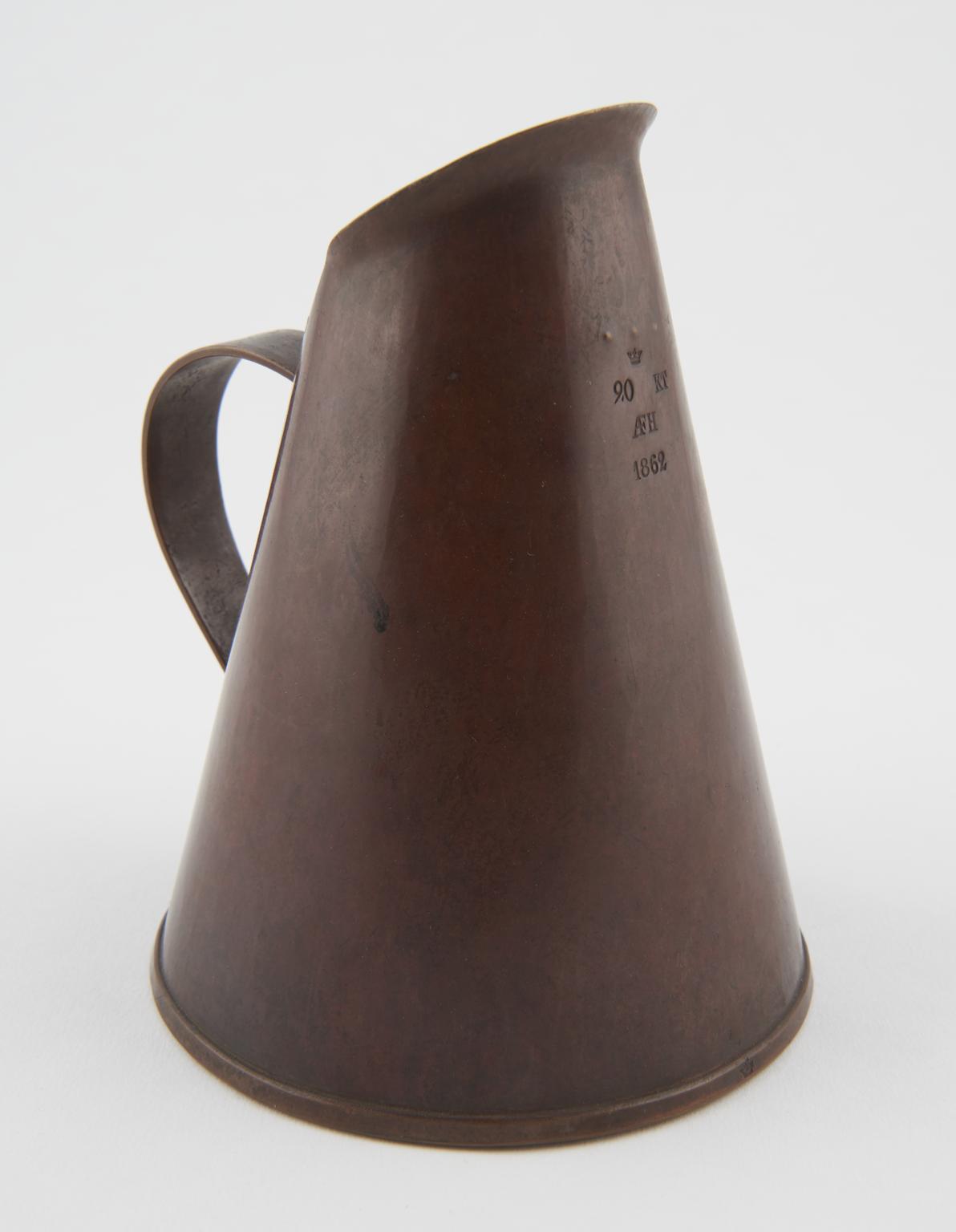 Collection of copper capacity measures | Science Museum Group Collection