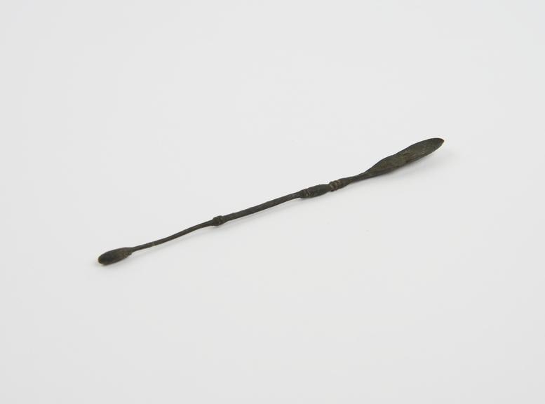 Scoop and olive ended probe combined | Science Museum Group Collection