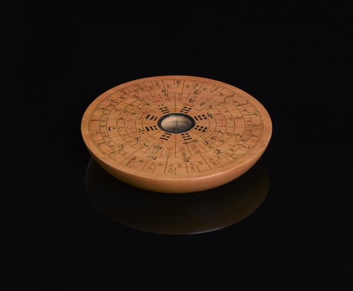 Chinese Geomancer's compass | Science Museum Group Collection