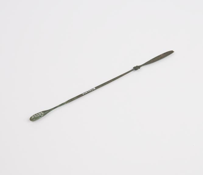 Combined olive-ended probe and spoon | Science Museum Group Collection