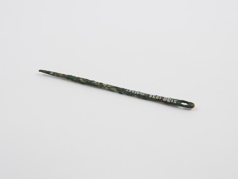 Needle,bronze, Roman | Science Museum Group Collection