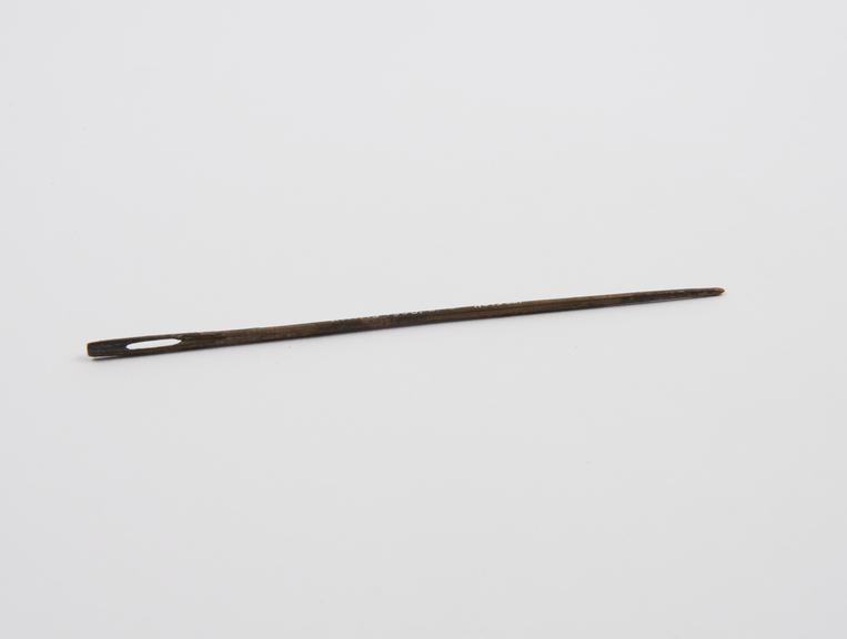 Needle, bronze, Roman | Science Museum Group Collection