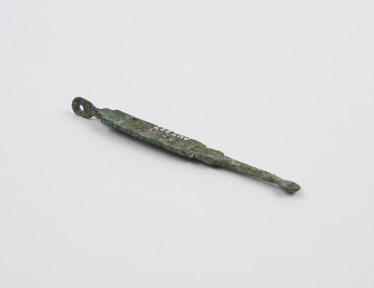 Ear scoop, bronze, Roman, from Sforza collection | Science Museum Group ...