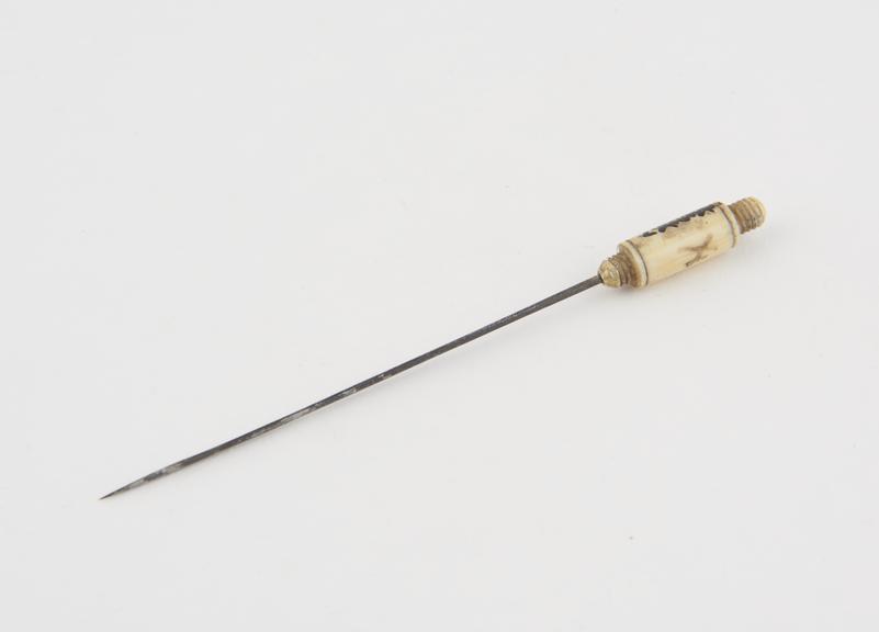 Grooved needle with incomplete ivory case | Science Museum Group Collection