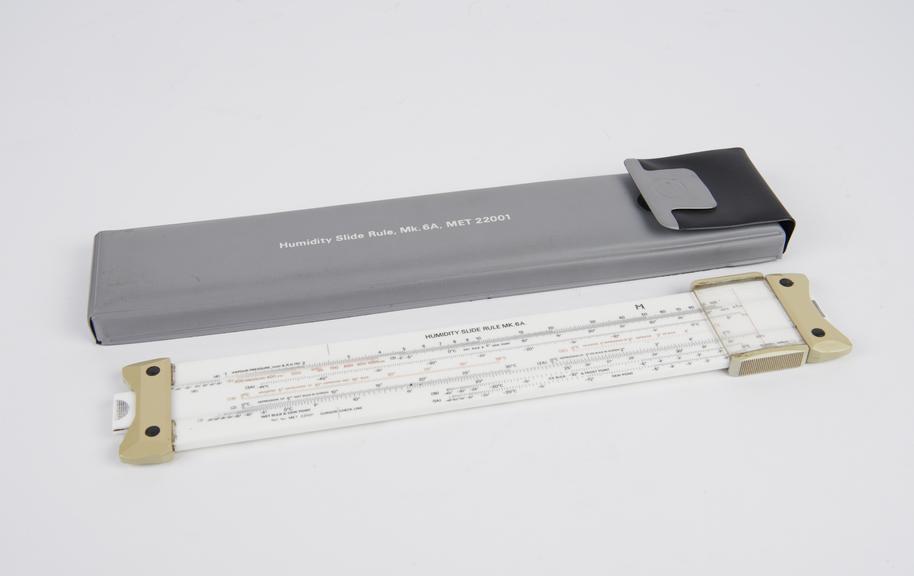 Humidity slide rule Mk 6A by Blundell Harling Ltd of Weymouth | Science ...