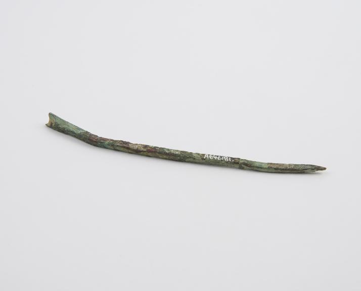 Curved needle, bronze, Roman(?), 199Bc-500AD | Science Museum Group ...