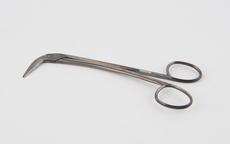 Scissors, blades at right angles | Science Museum Group Collection