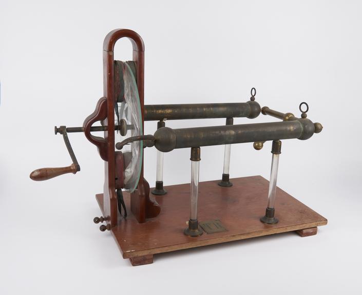 Plate electrostatic machine | Science Museum Group Collection