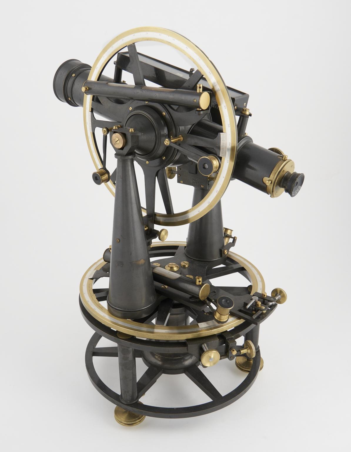 Transit theodolite, British, 1816-1850 | Science Museum Group Collection