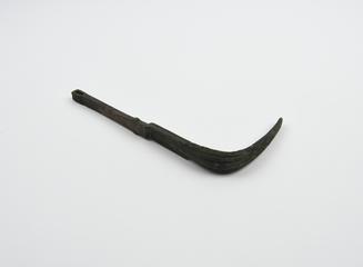 Bronze strigil with curved blade and solid handle | Science Museum ...