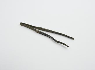 Forceps, bronze, Roman | Science Museum Group Collection