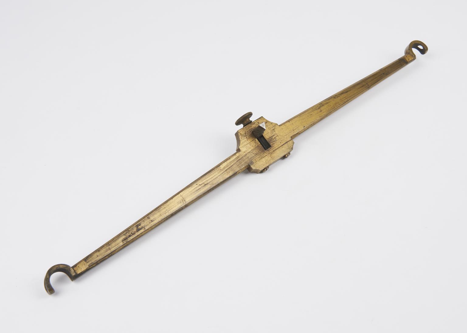 Prototype brass model of beam for equal-arm balance | Science Museum ...