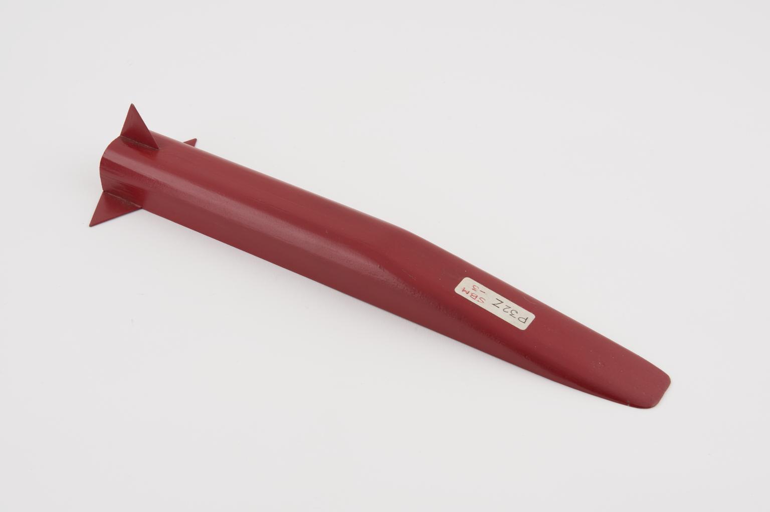 2 models of P 32 Z SBM-3 missiles | Science Museum Group Collection
