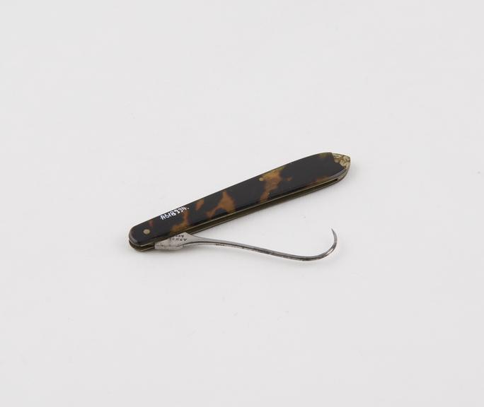 Tenaculum, steel, folding | Science Museum Group Collection