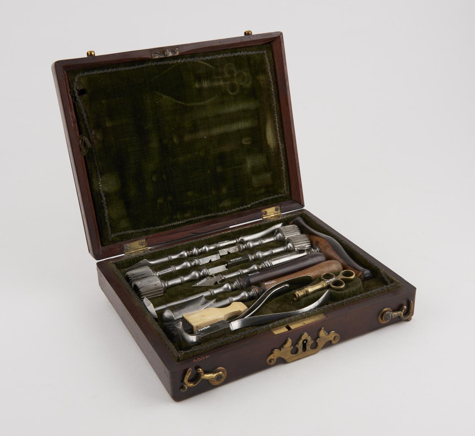 Trephination set, cased | Science Museum Group Collection